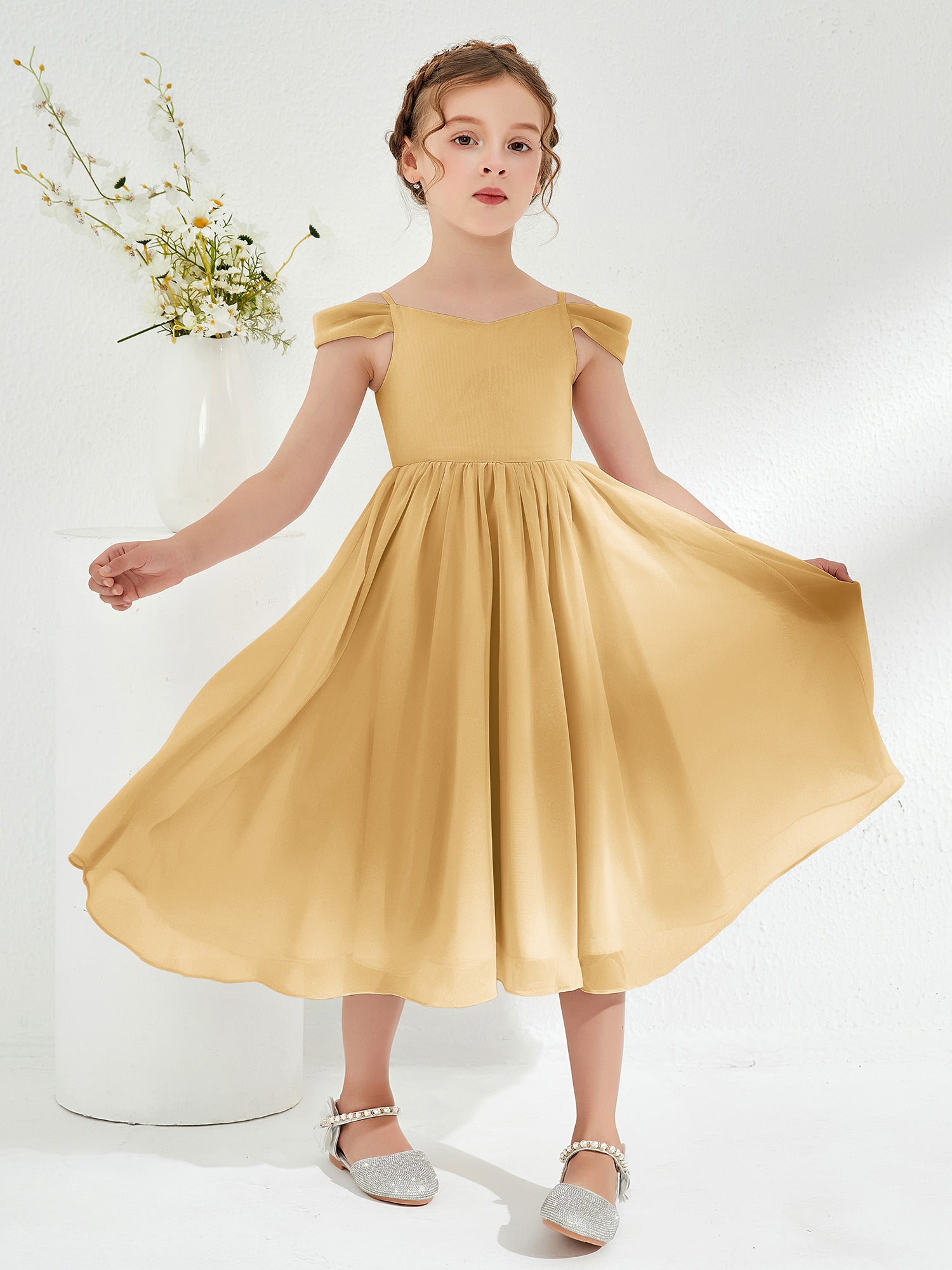 Off-the-shoulder Pleated Girl's Dress Gold – BABARONI