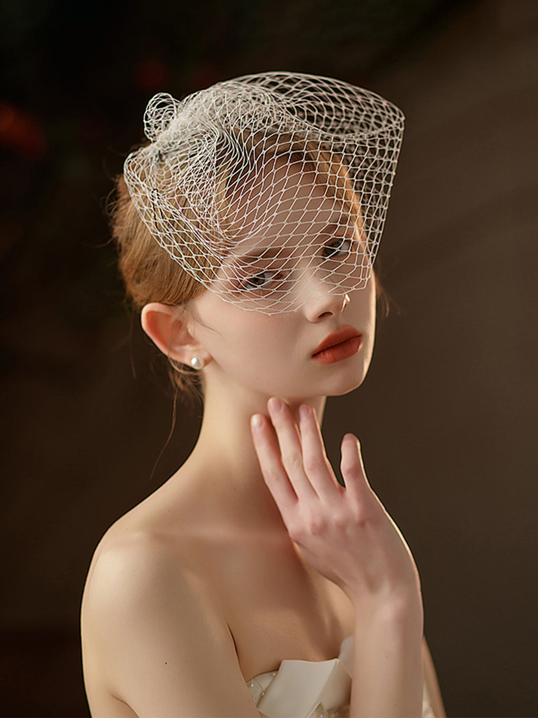 Simple White Mesh Veil – BABARONI