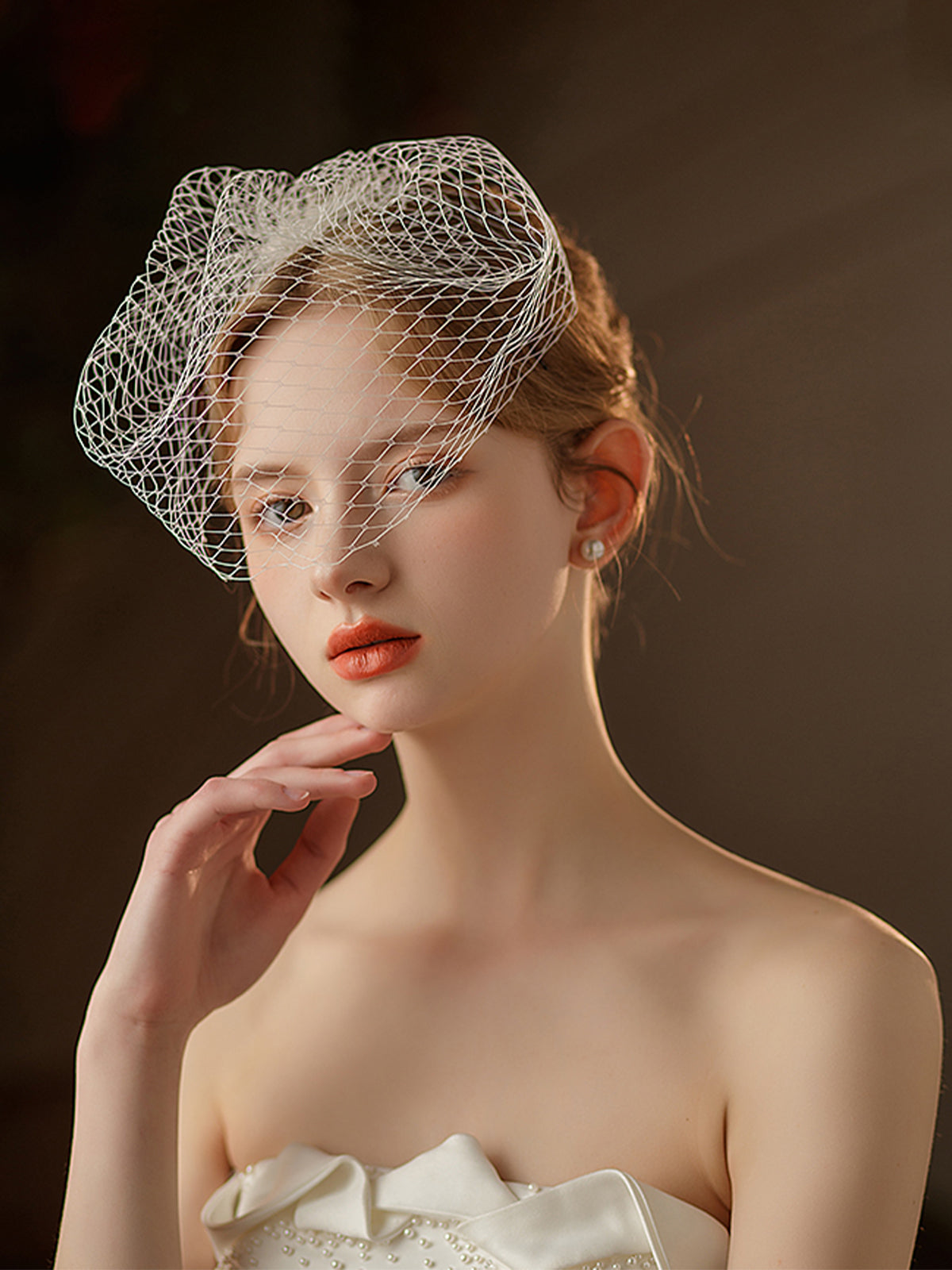 Simple White Mesh Veil – BABARONI