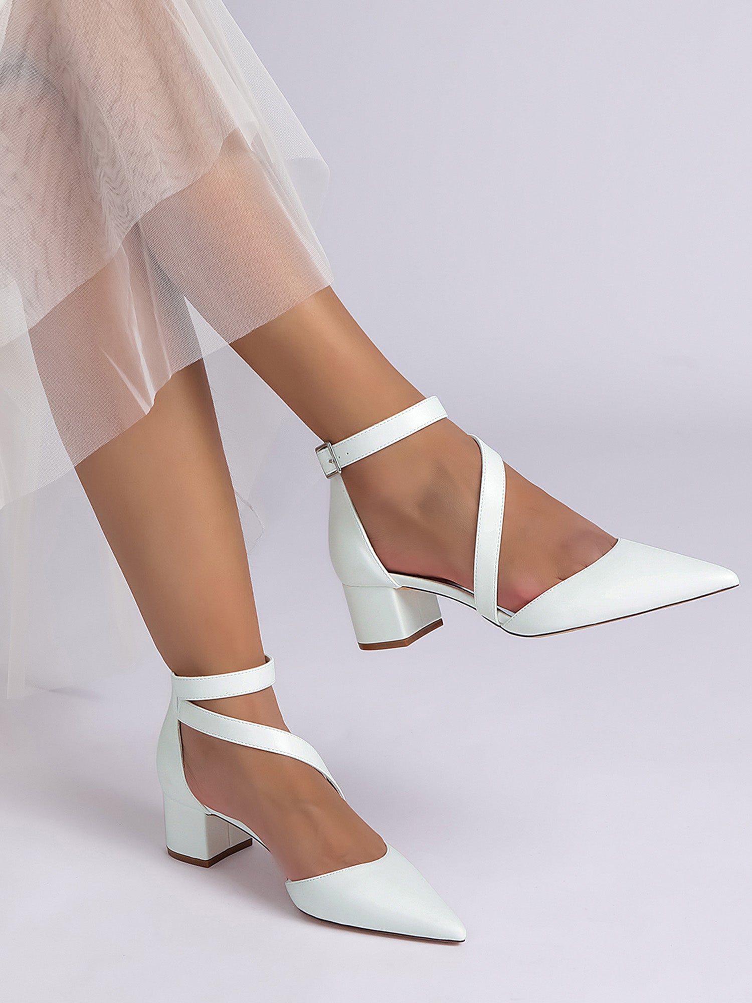 Simple Faux Leather Pointed Wedding Shoes – BABARONI